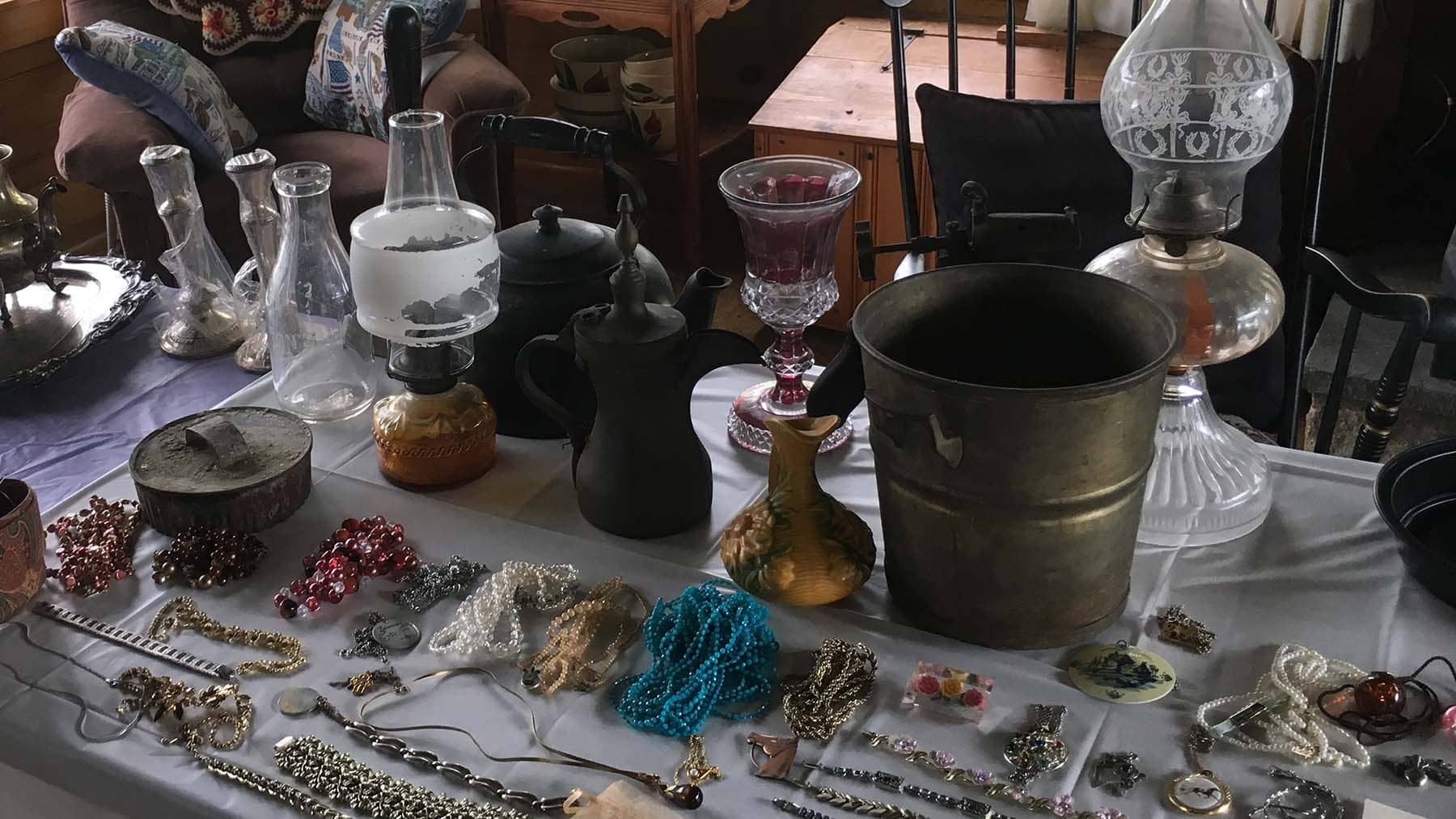 Pick Your Appraisal - Dr. Lori Ph.D. Antiques Appraiser